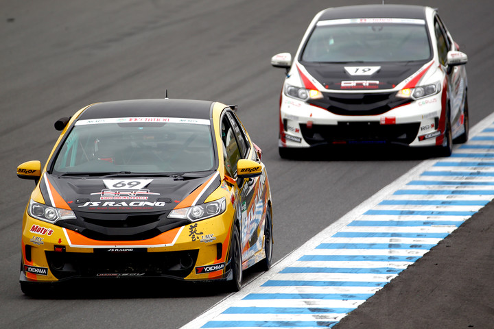 กันชนหน้า Honda Jazz GK ทรง J'S TYPE-S - ชุดแต่งรถ, ชุดแต่งรอบคัน, สเก ...